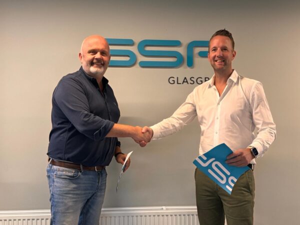 Home • Glas in Beeld